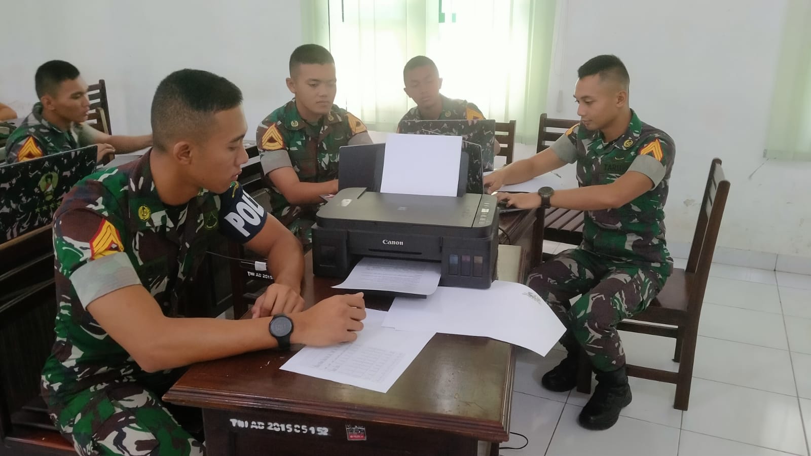 PRAKTIKUM MATERI PRODI MINHAN “MANAJEMEN SUMBER DAYA MANUSIA DAN SISTEM ...